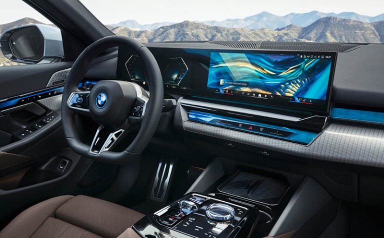 BMW China Partners with Huawei to Create HarmonyOS NEXT Ecosystem for ...